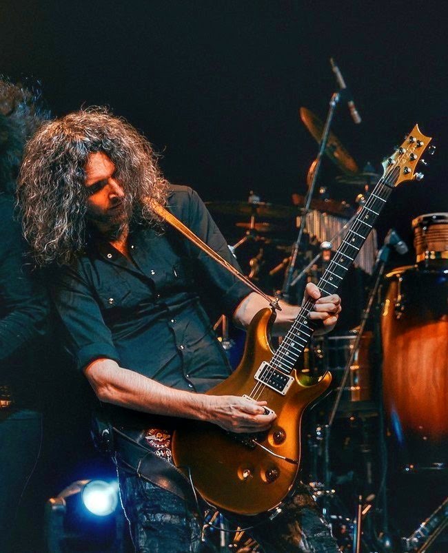 Band – Icons of Classic Rock